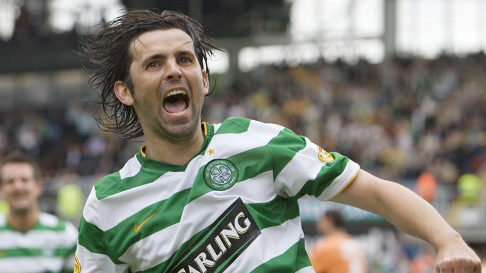 Hartley expects tight race | Football News | Sky Sports