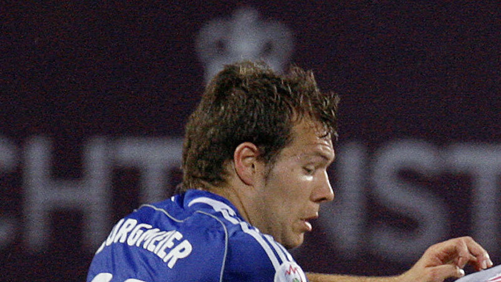 Quakers close on new signing | Football News | Sky Sports