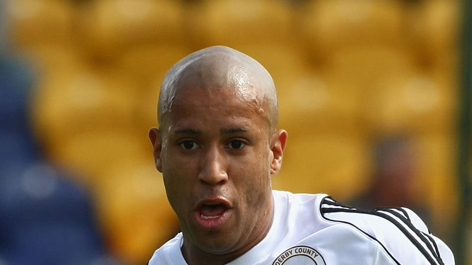 Mears makes Marseille move | Football News | Sky Sports