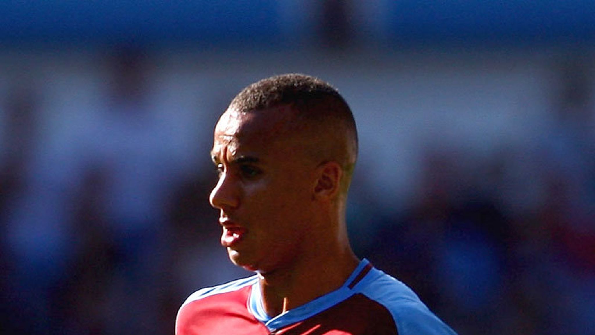 Gabby signs new Villa deal | Football News | Sky Sports