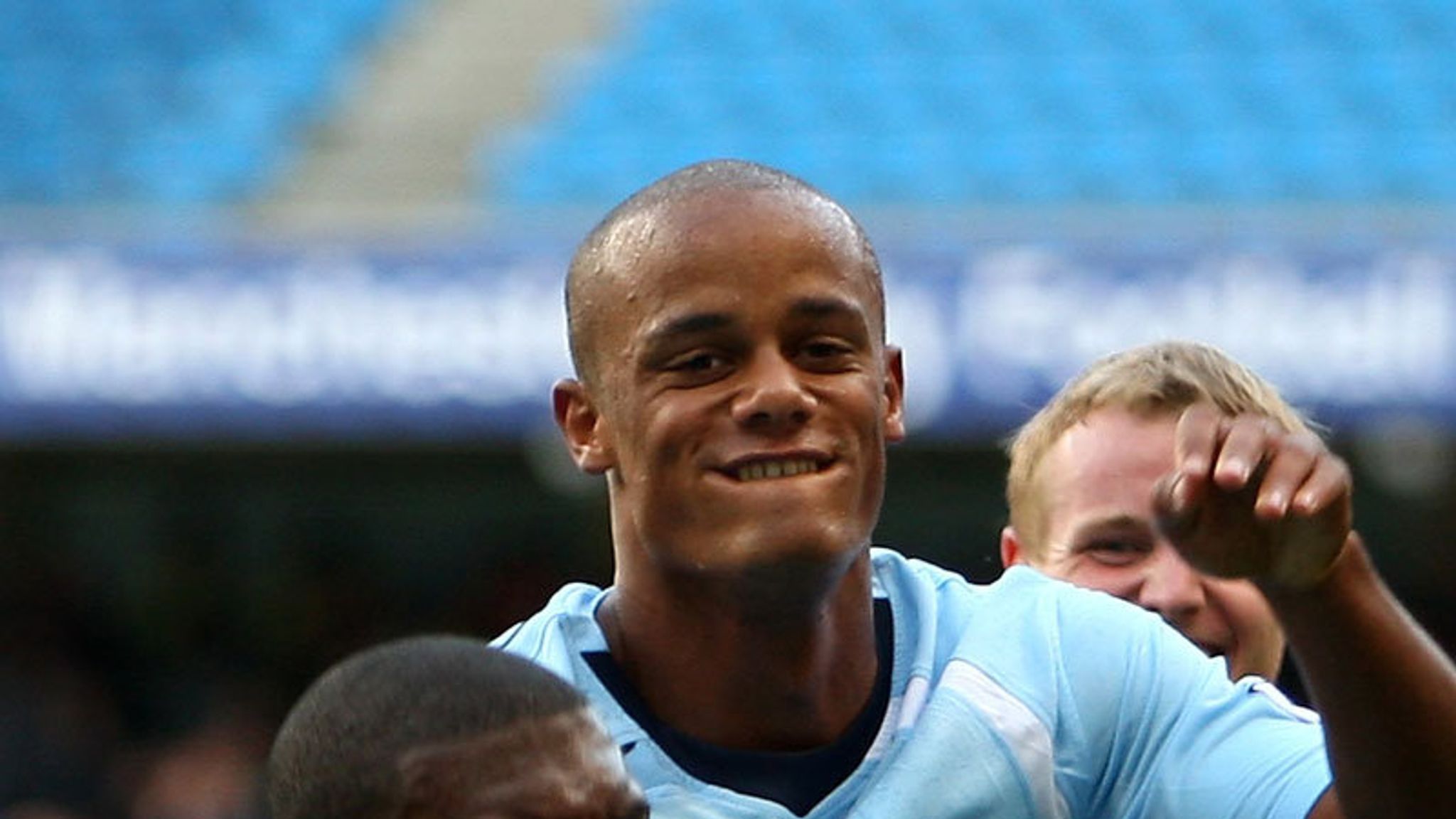 Kompany hits out at Hamburg | Football News | Sky Sports