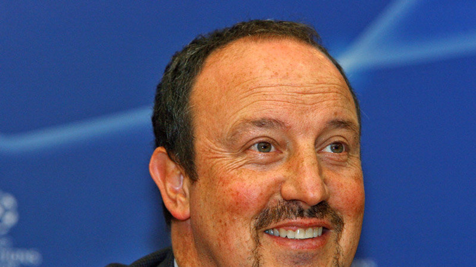 Benitez waiting for new deal | Football News | Sky Sports