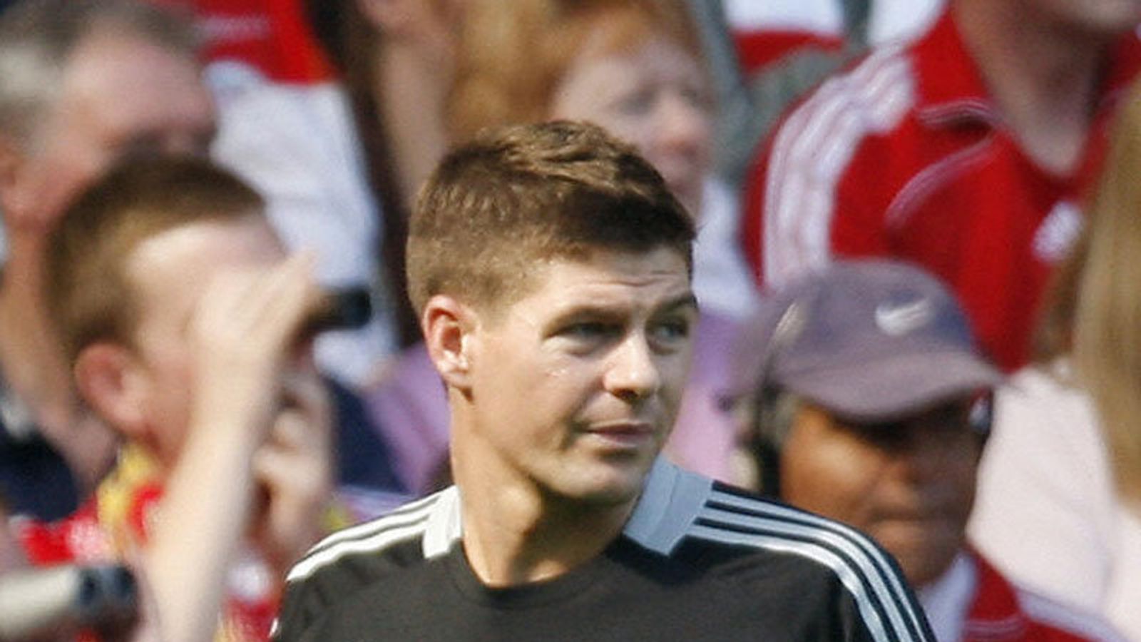 Midfield duo fit for Reds | Football News | Sky Sports