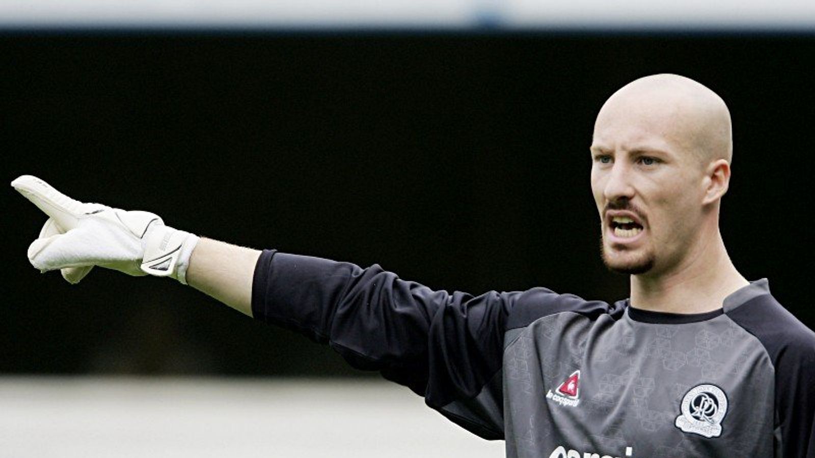 Bees keen on Cole deal | Football News | Sky Sports