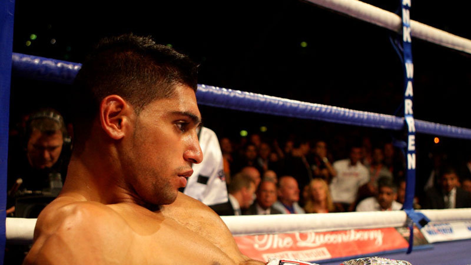 Amir hiccup for Khan | Boxing News | Sky Sports