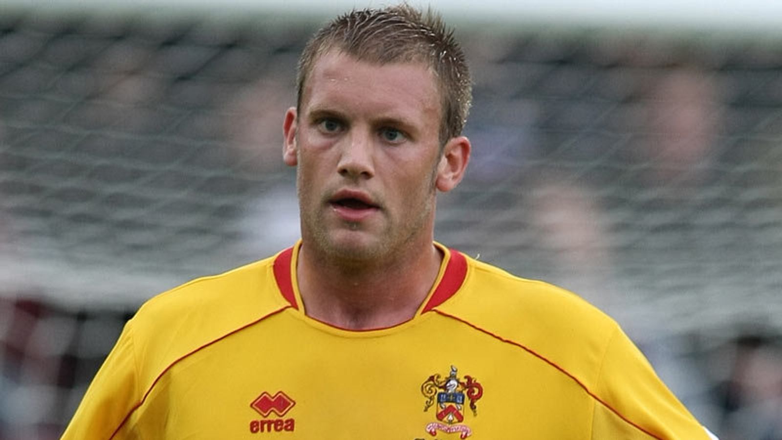 Bees bring in Robins stopper | Football News | Sky Sports