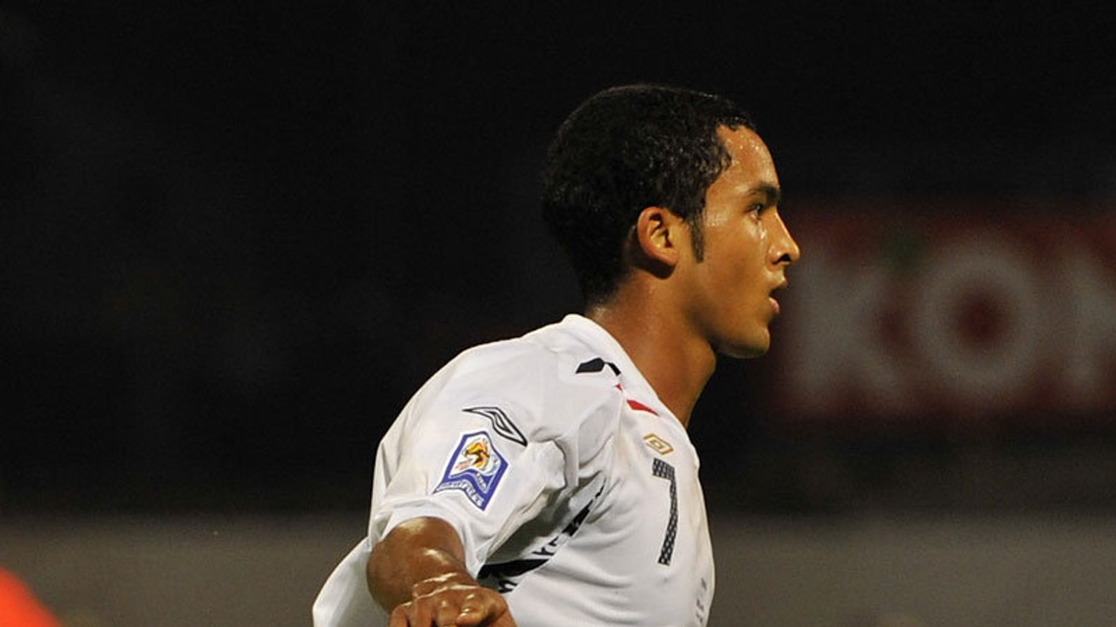 Walcott worry for Wenger | Football News | Sky Sports