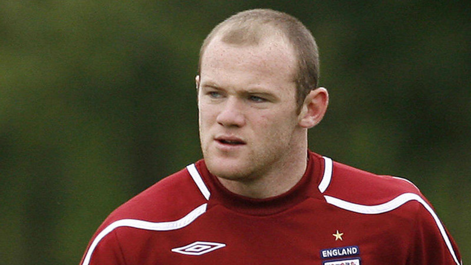 Rooney unconcerned by critics | Football News | Sky Sports