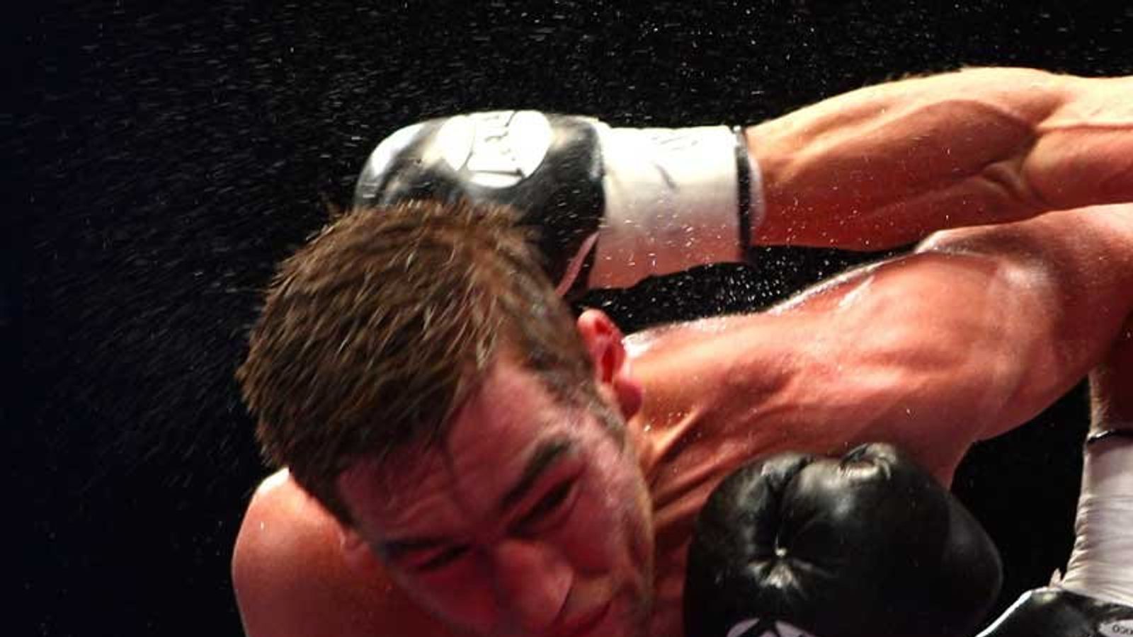 Arthur 'robbed' by judges | Boxing News | Sky Sports