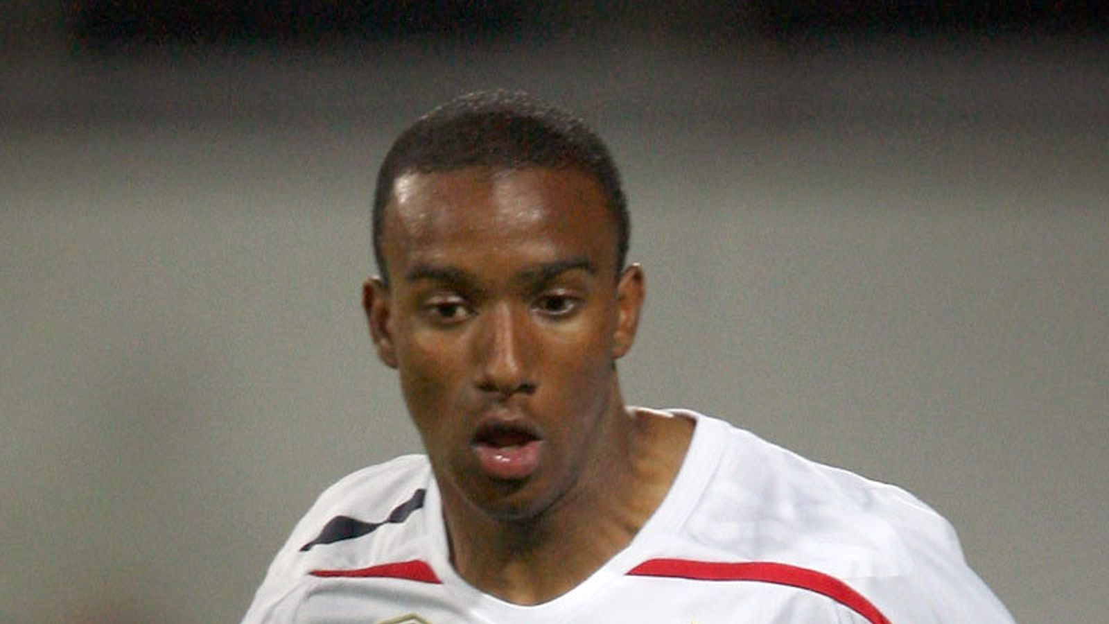 Delph inspires five-star Whites | Football News | Sky Sports