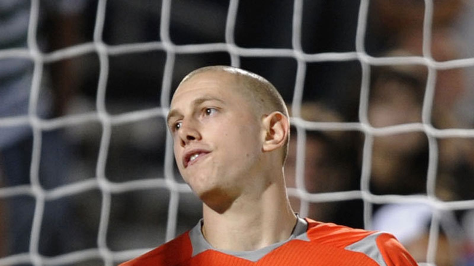 Fielding sticks with Dale | Football News | Sky Sports