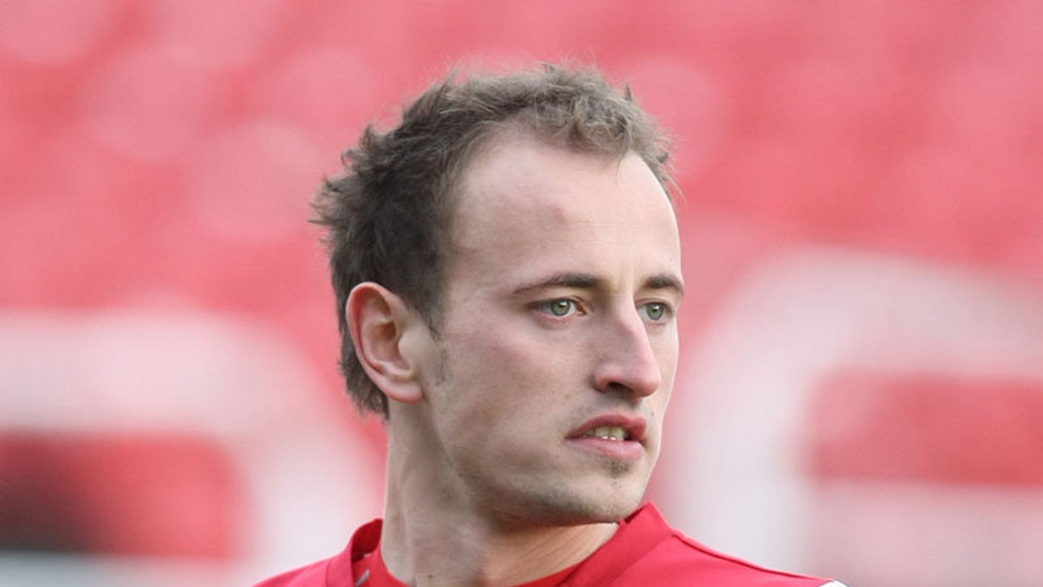 Gulls snap up Sturrock | Football News | Sky Sports