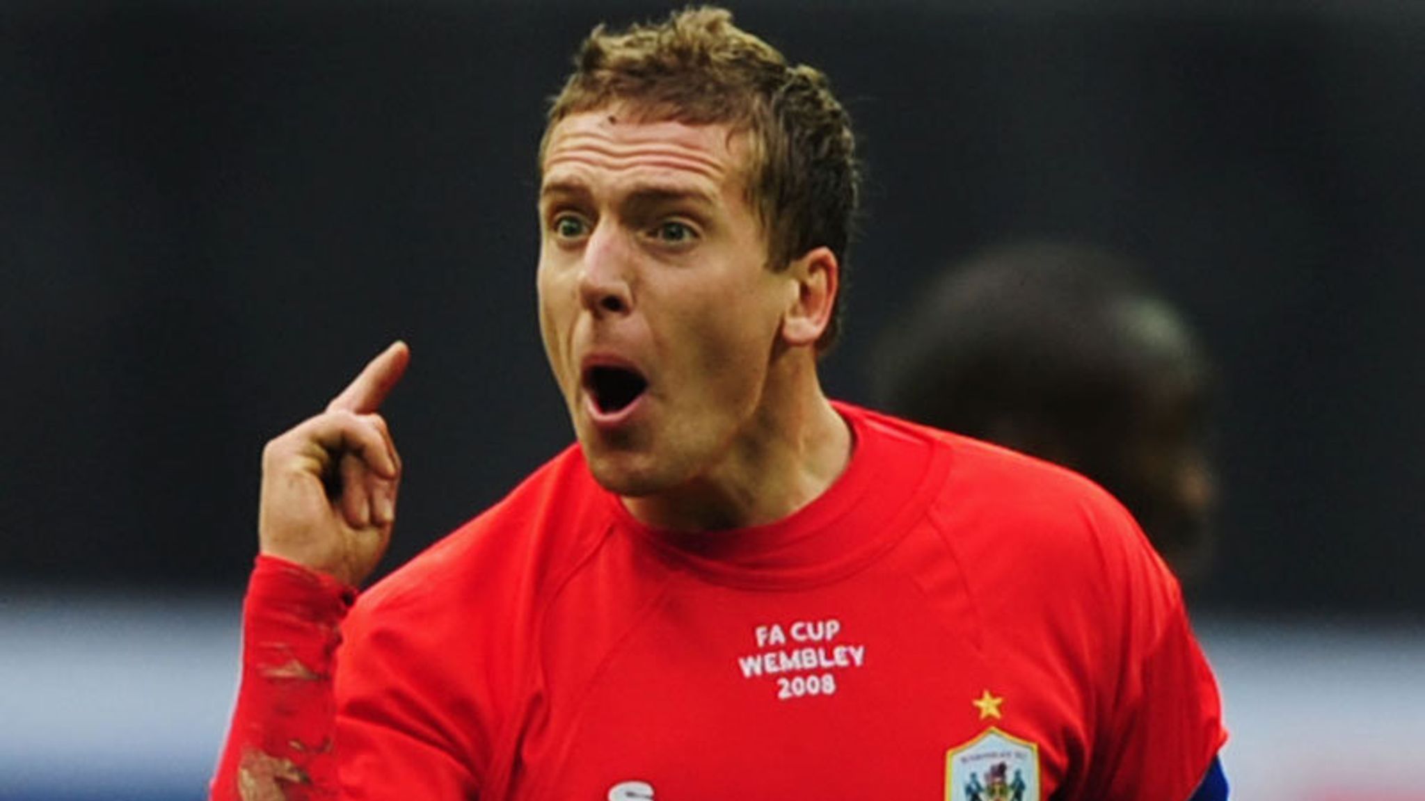 Mystery bidder in for Howard | Football News | Sky Sports