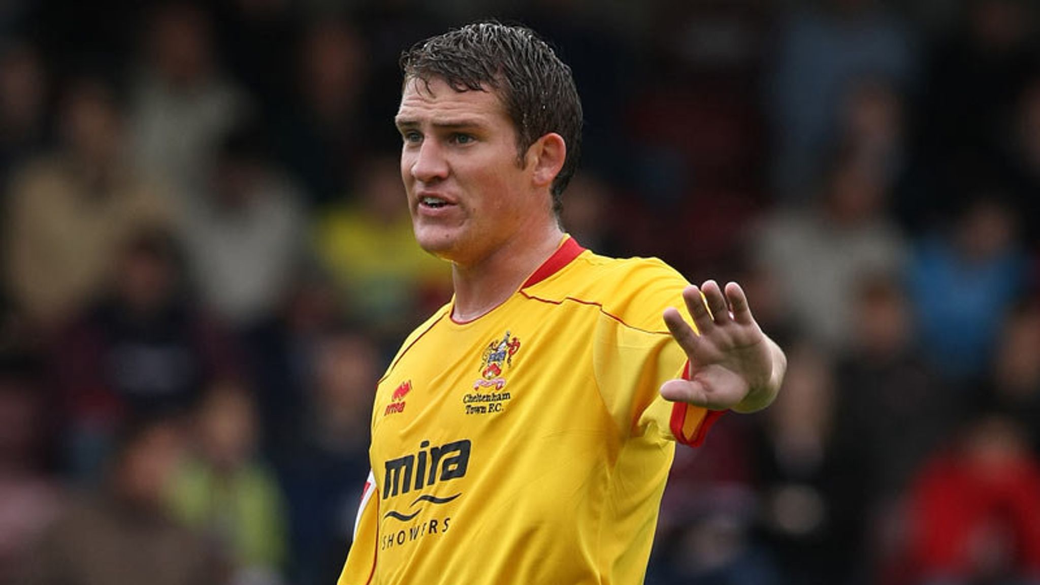 Shock win for Robins | Football News | Sky Sports