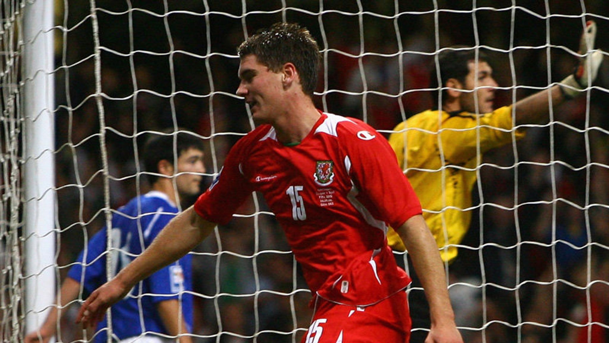 Vokes grabs late Wolves brace | Football News | Sky Sports