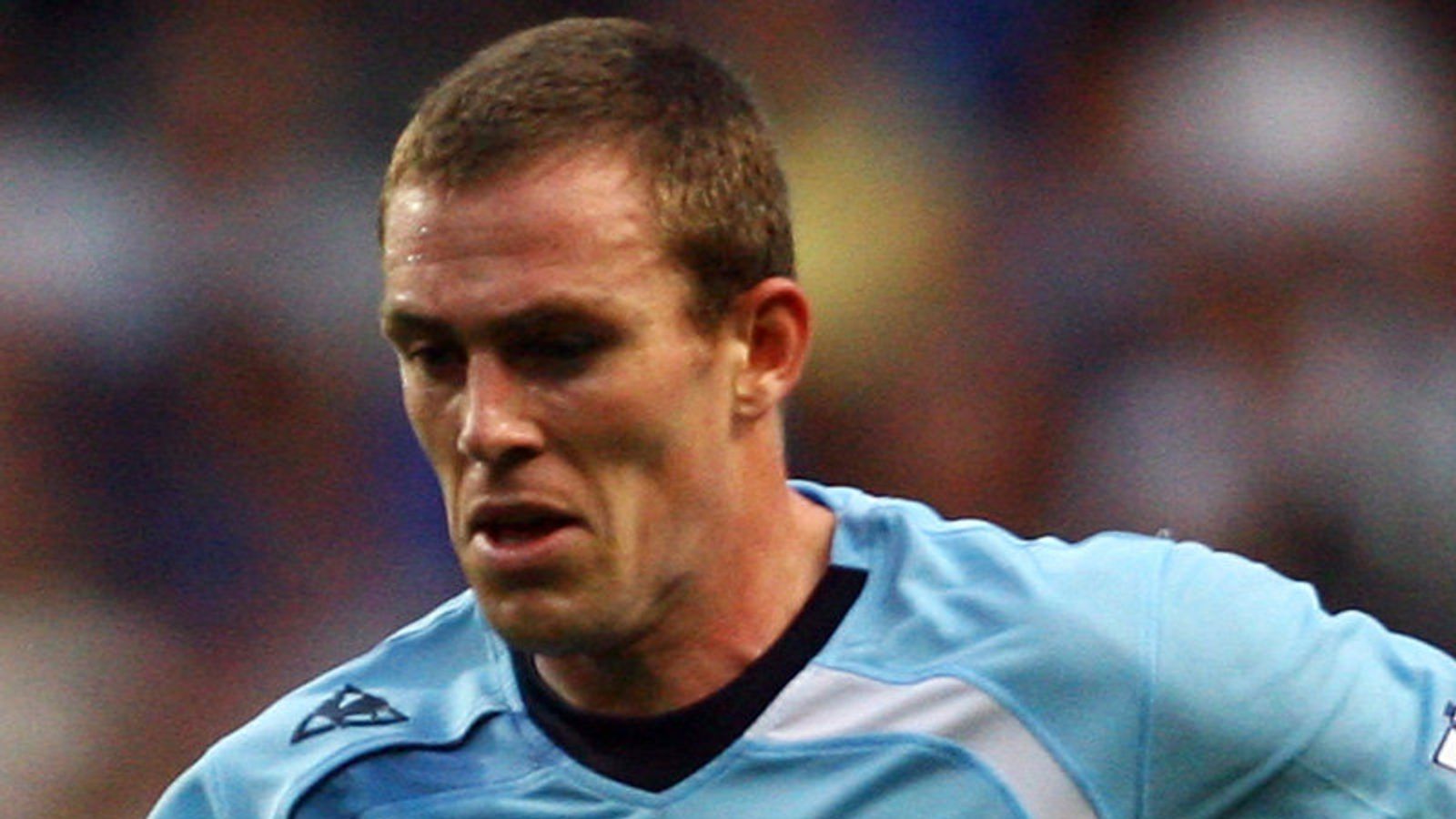 Hughes reveals Dunne interest | Football News | Sky Sports