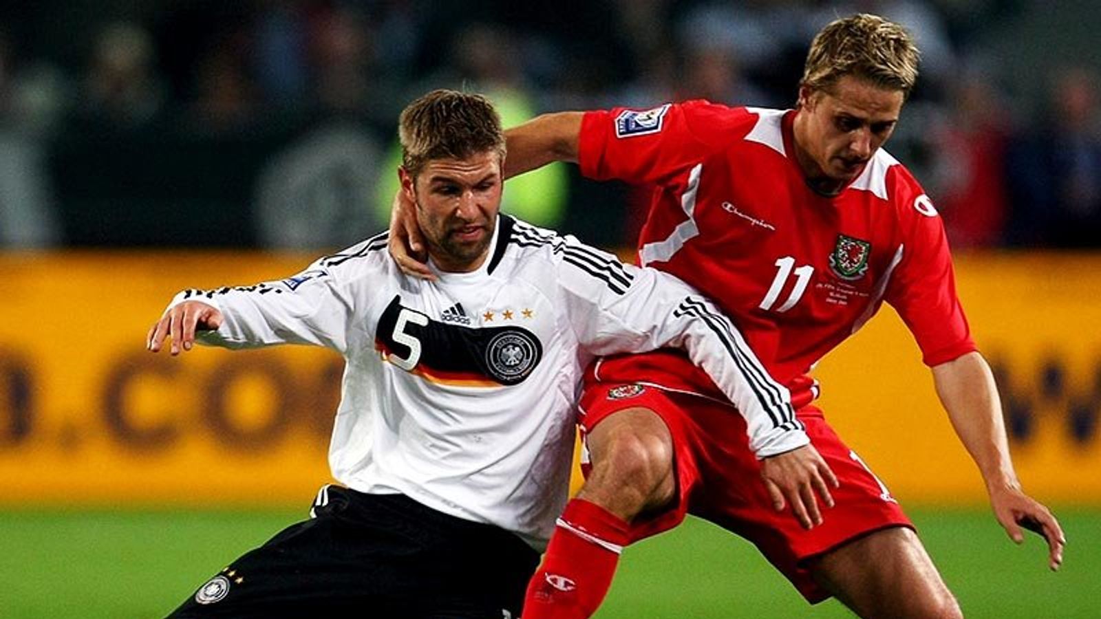 Hitz wary of Wales | Football News | Sky Sports