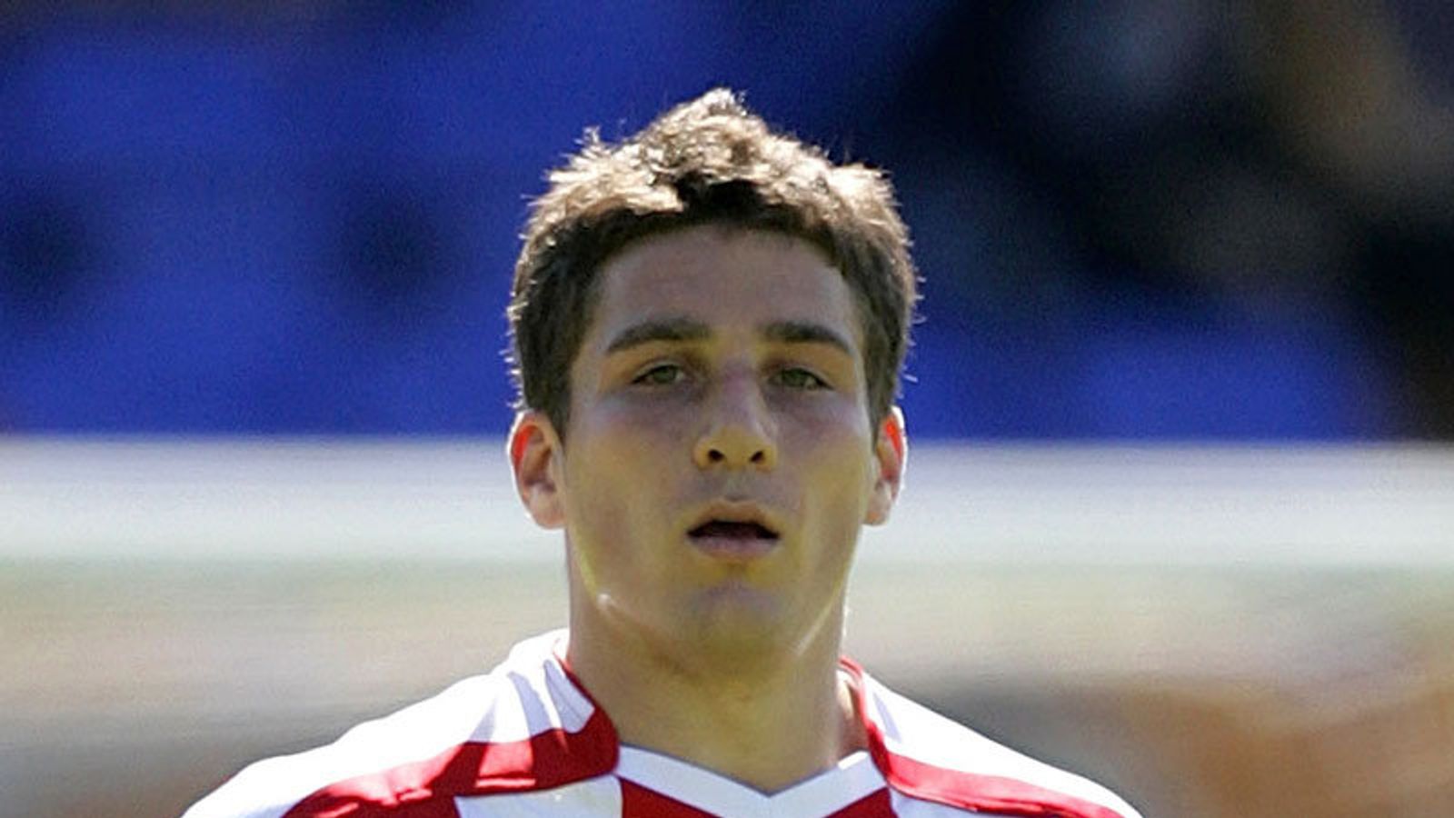 Owls swoop for Buxton | Football News | Sky Sports