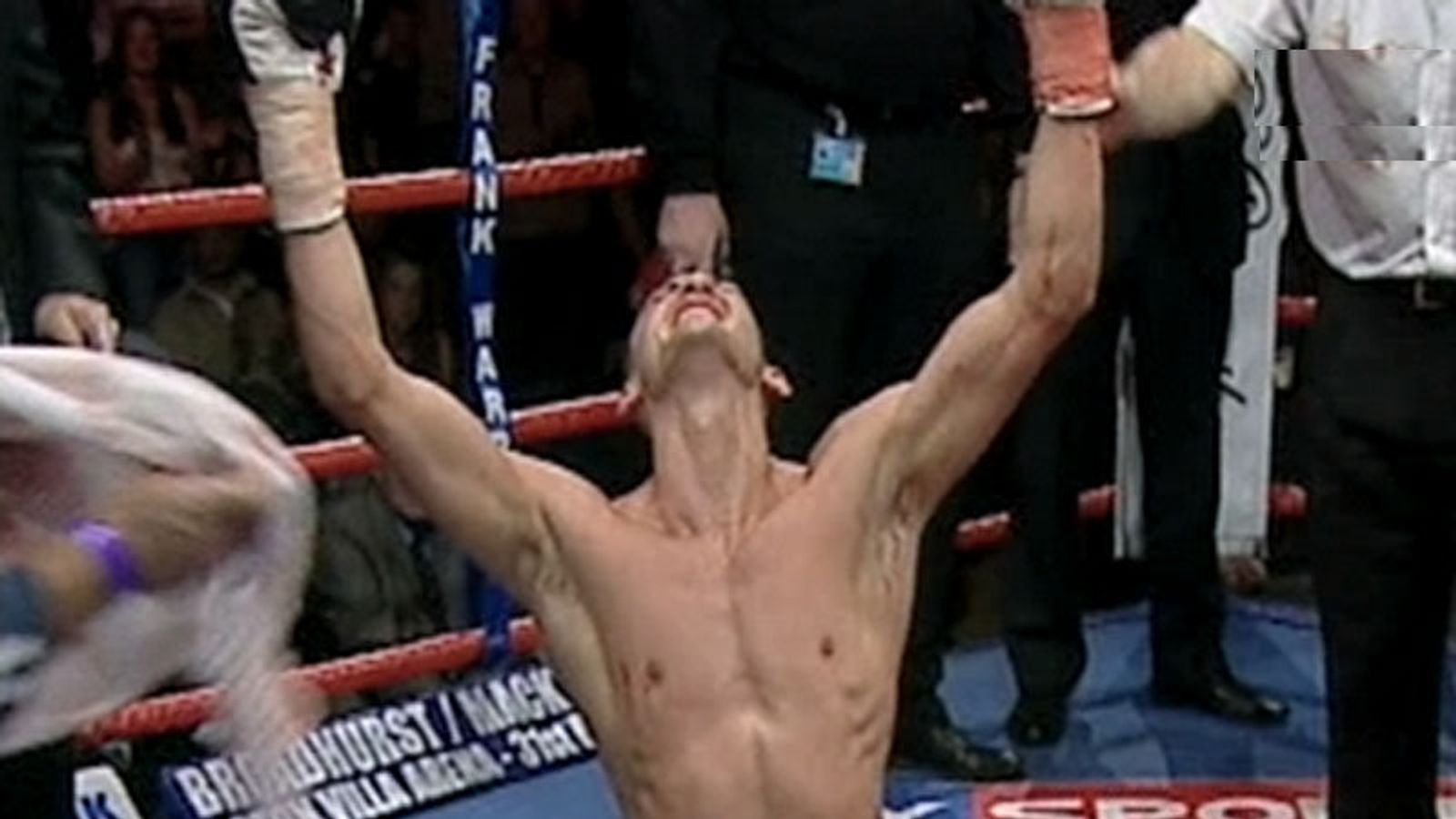 Cleverly bags rare KO win | Boxing News | Sky Sports