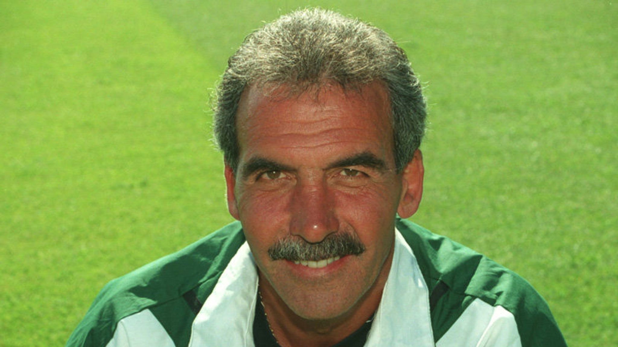 Dundee sack Scott | Football News | Sky Sports