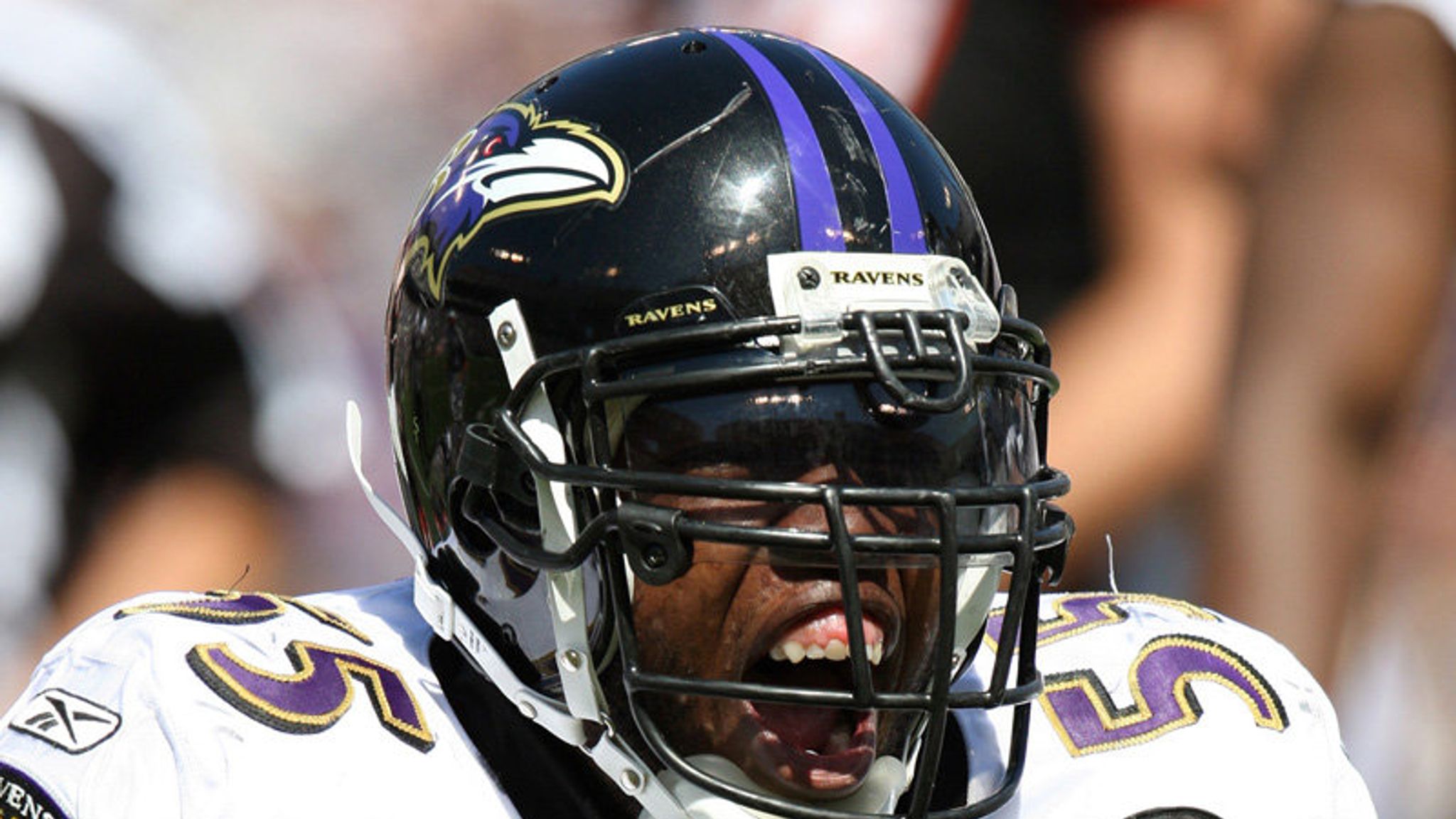 Suggs signs Ravens deal | NFL News | Sky Sports