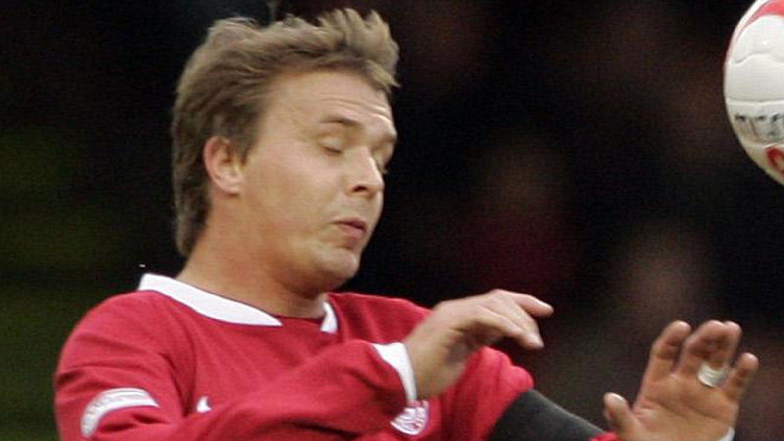 Mackie pens Dons deal | Football News | Sky Sports