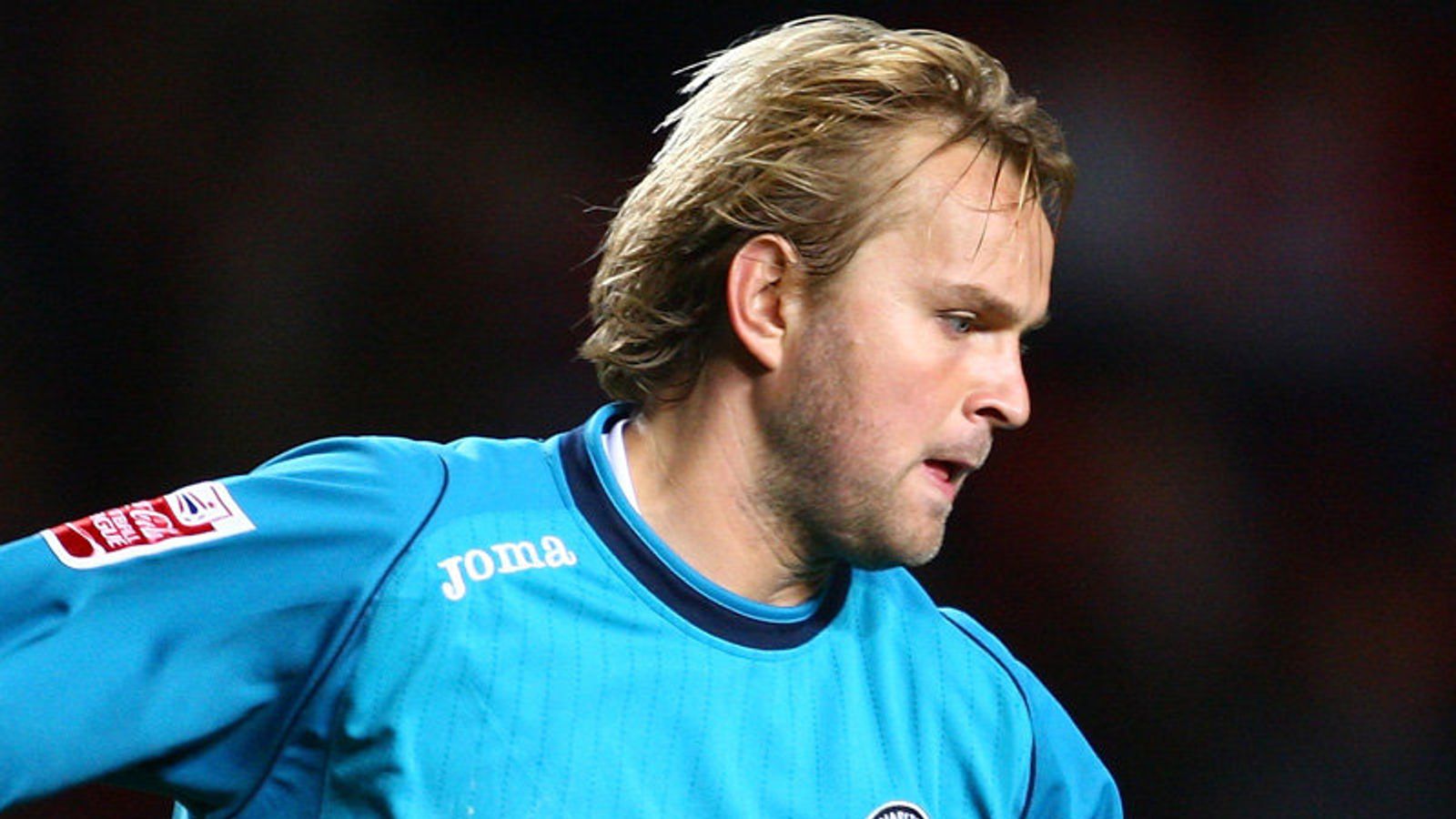 United bring in Weaver | Football News | Sky Sports