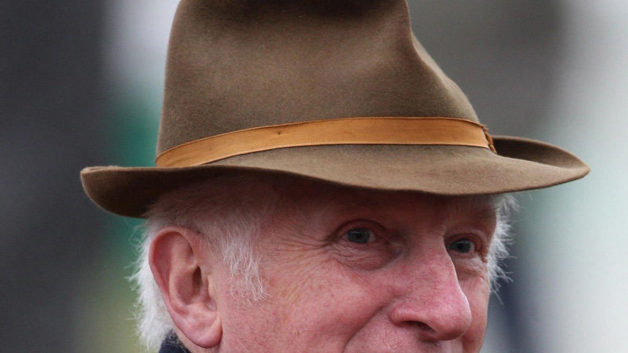 Tributes pour in for McCoy | Racing News | Sky Sports