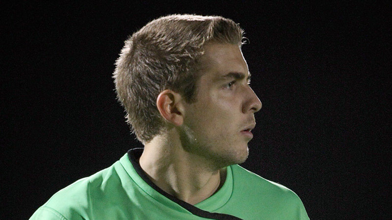 Town land Lee-Barrett | Football News | Sky Sports
