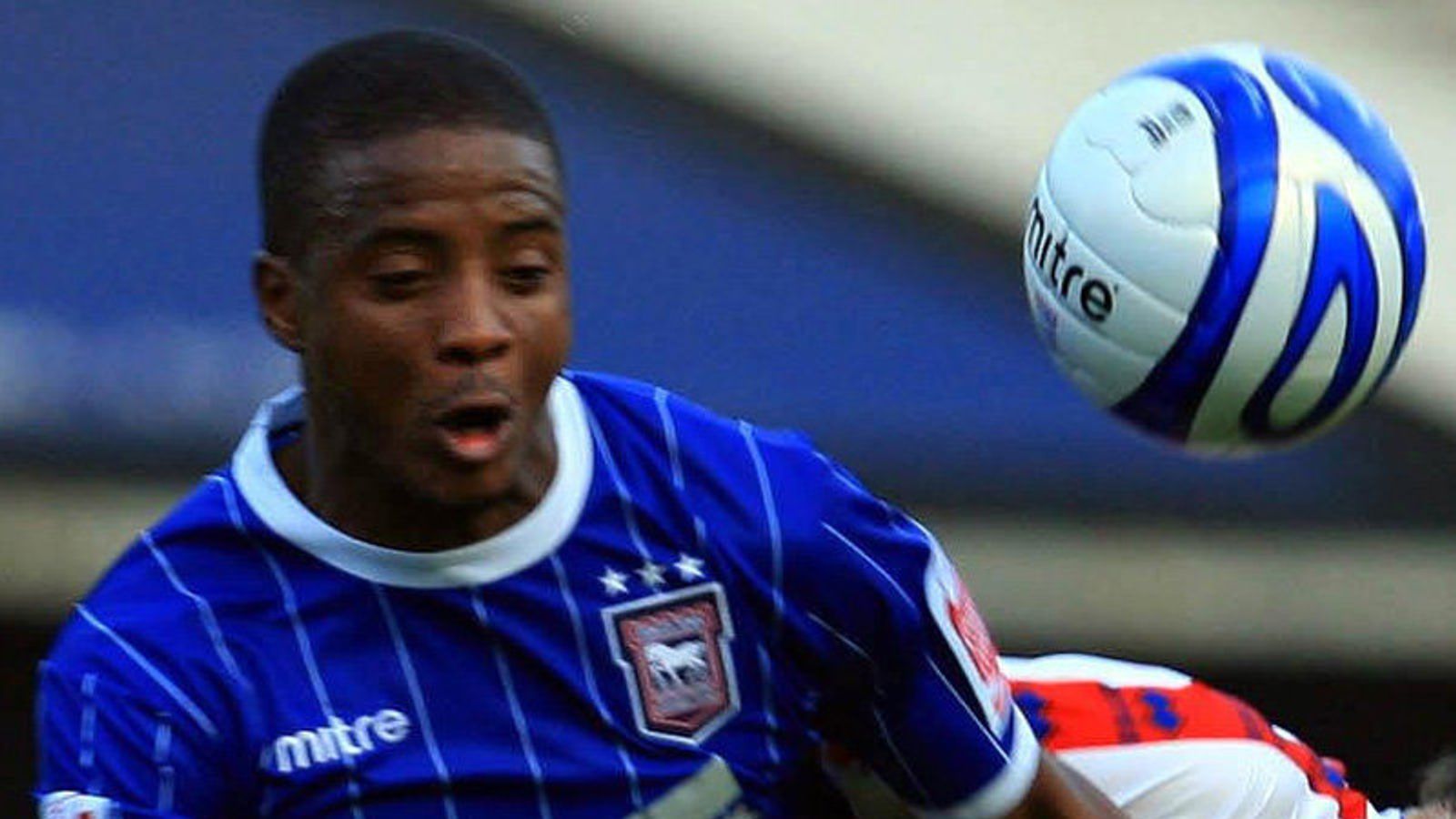 Lisbie double denies Sky Blues | Football News | Sky Sports