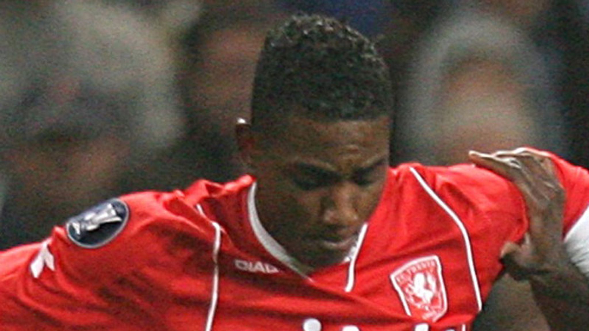 Elia ready for move | Football News | Sky Sports