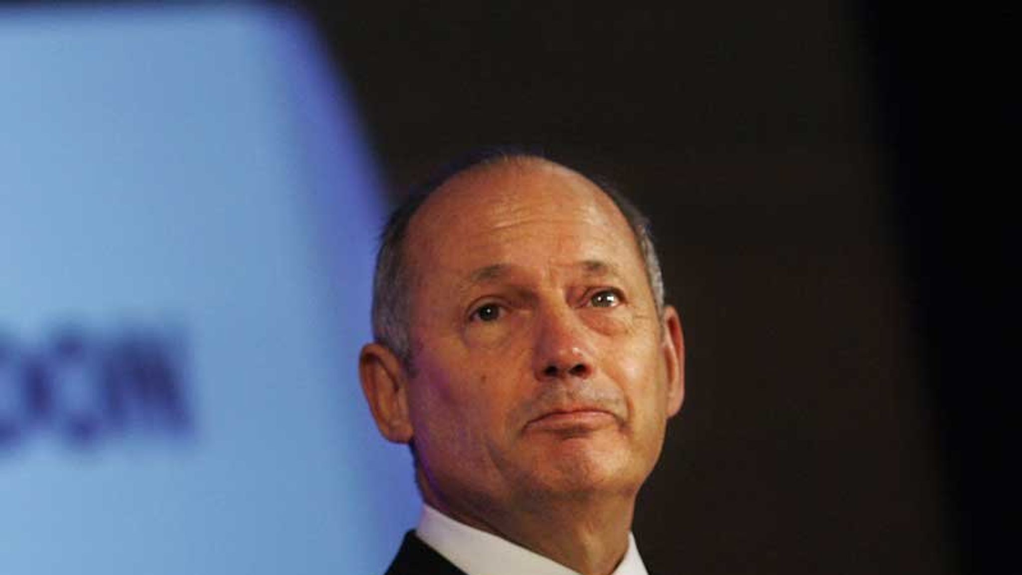 Dennis to step down | F1 News | Sky Sports