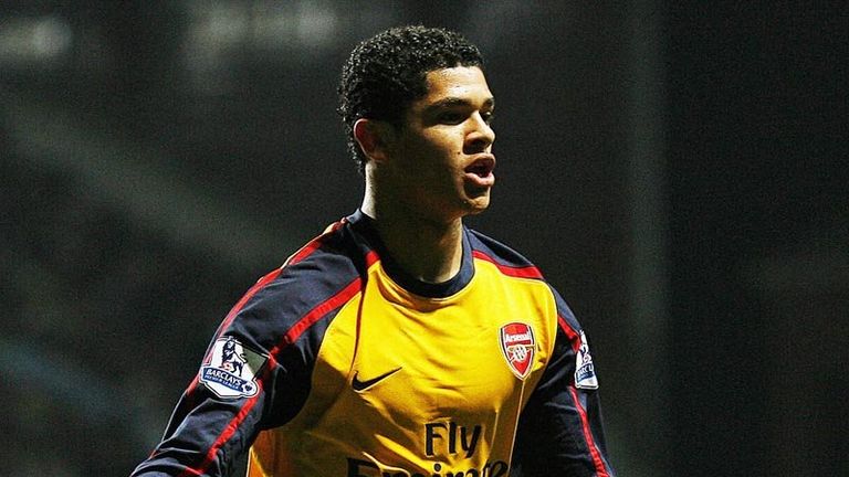Wenger beams over Denilson | Football News | Sky Sports