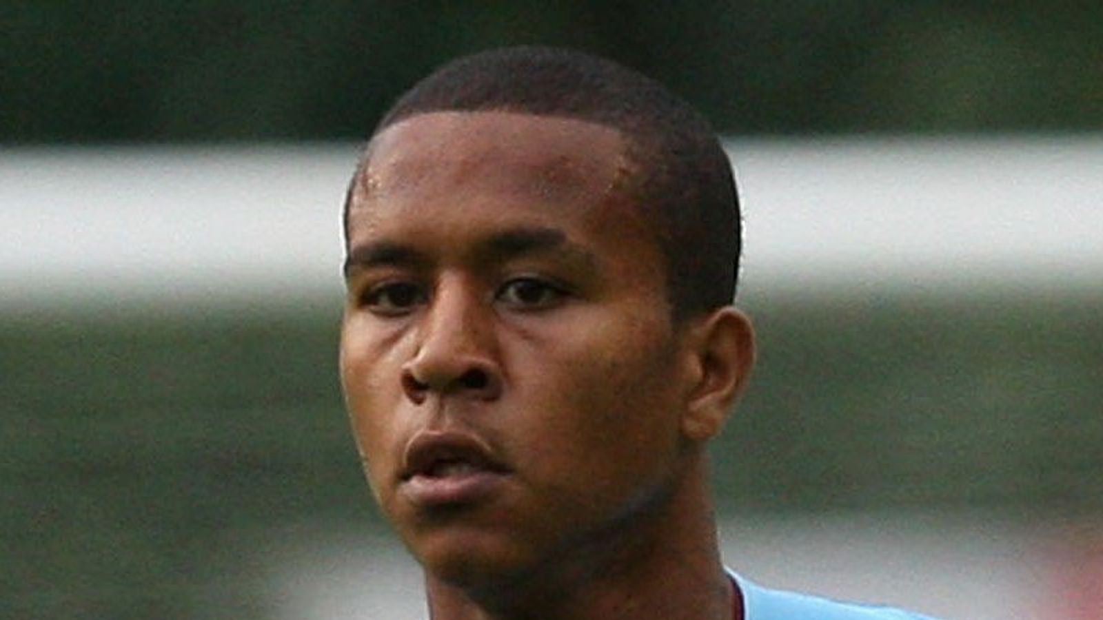 Mariners eye defender deal | Football News | Sky Sports