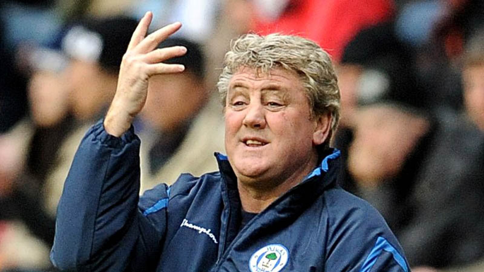 Bruce - Hands off our stars | Football News | Sky Sports