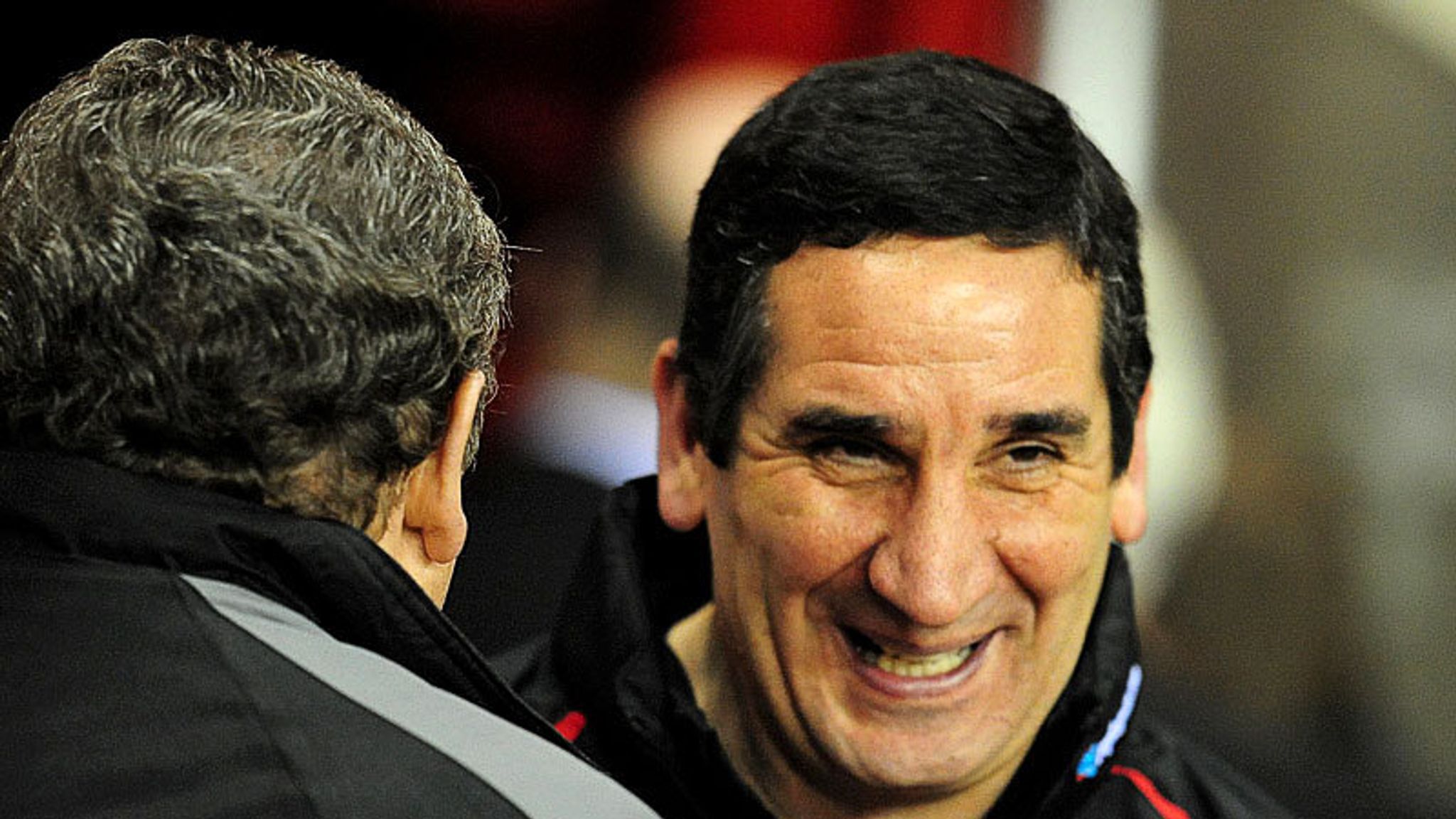 Sbragia praises determined Jones | Football News | Sky Sports