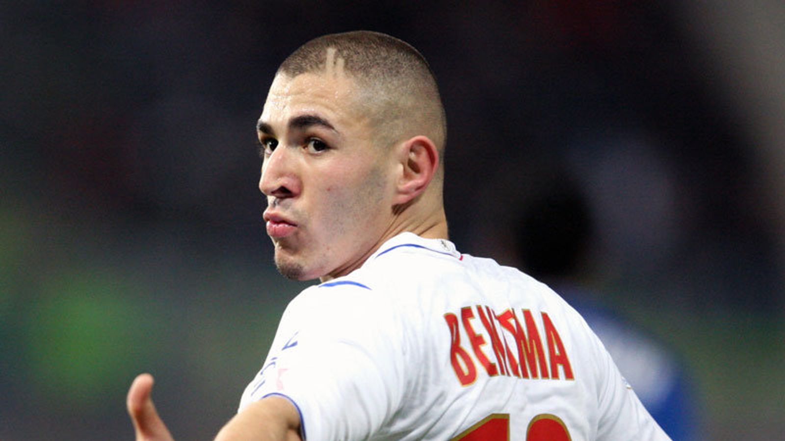 Mixed messages for Benzema | Football News | Sky Sports