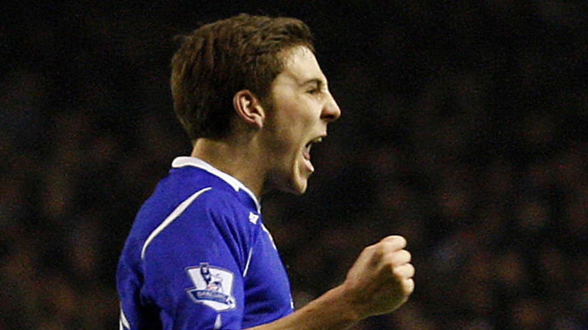 Gosling set for new deal | Football News | Sky Sports