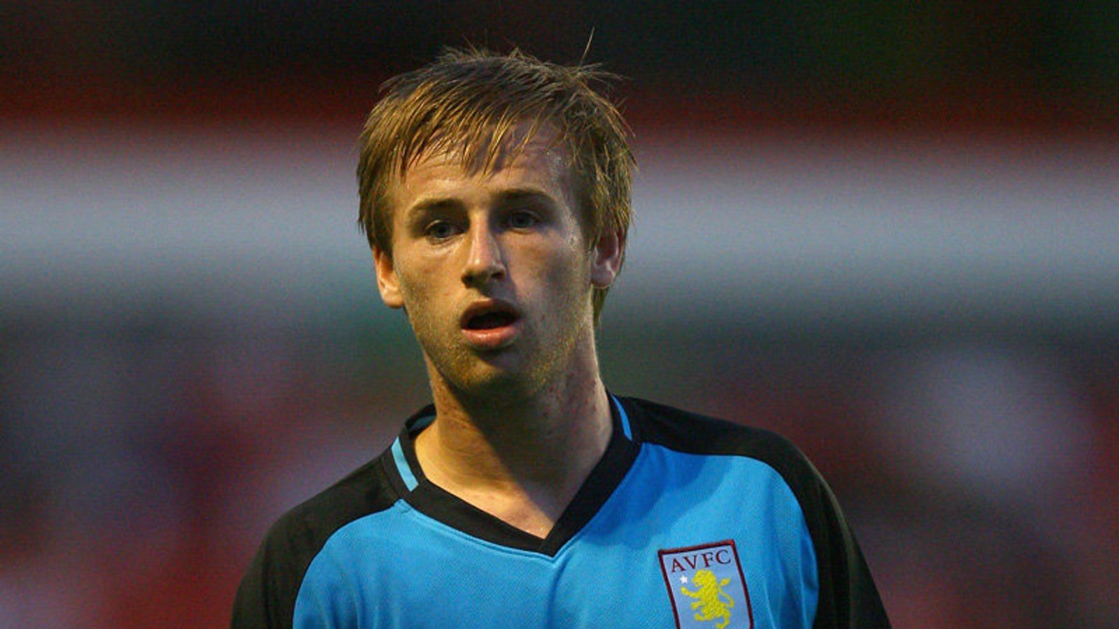 Bannan pens new Villa deal | Football News | Sky Sports