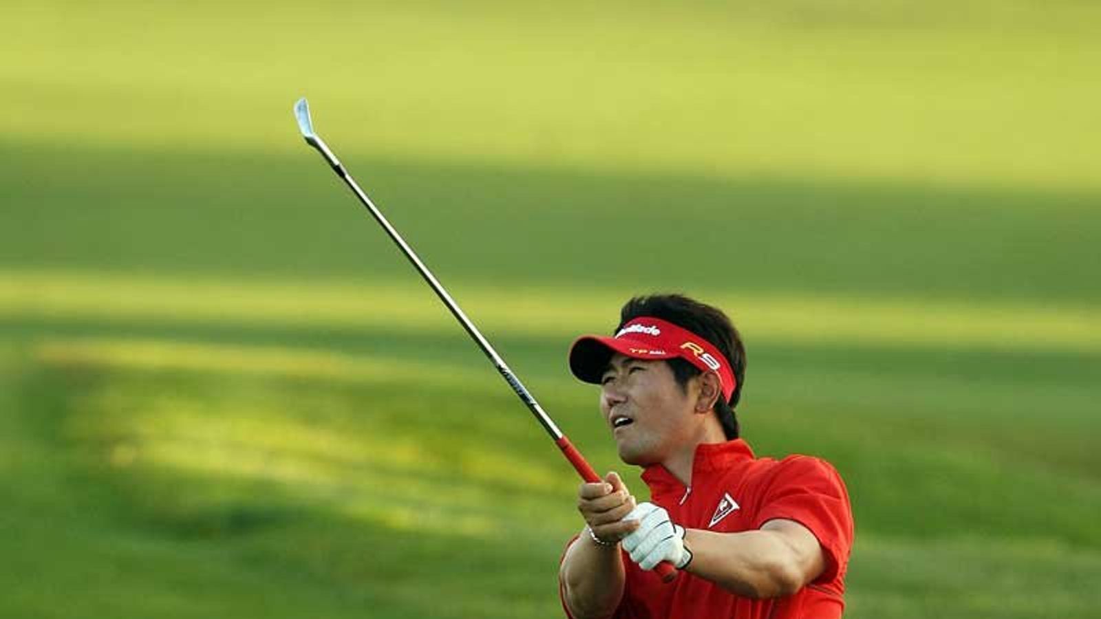 Yang stays just ahead | Golf News | Sky Sports