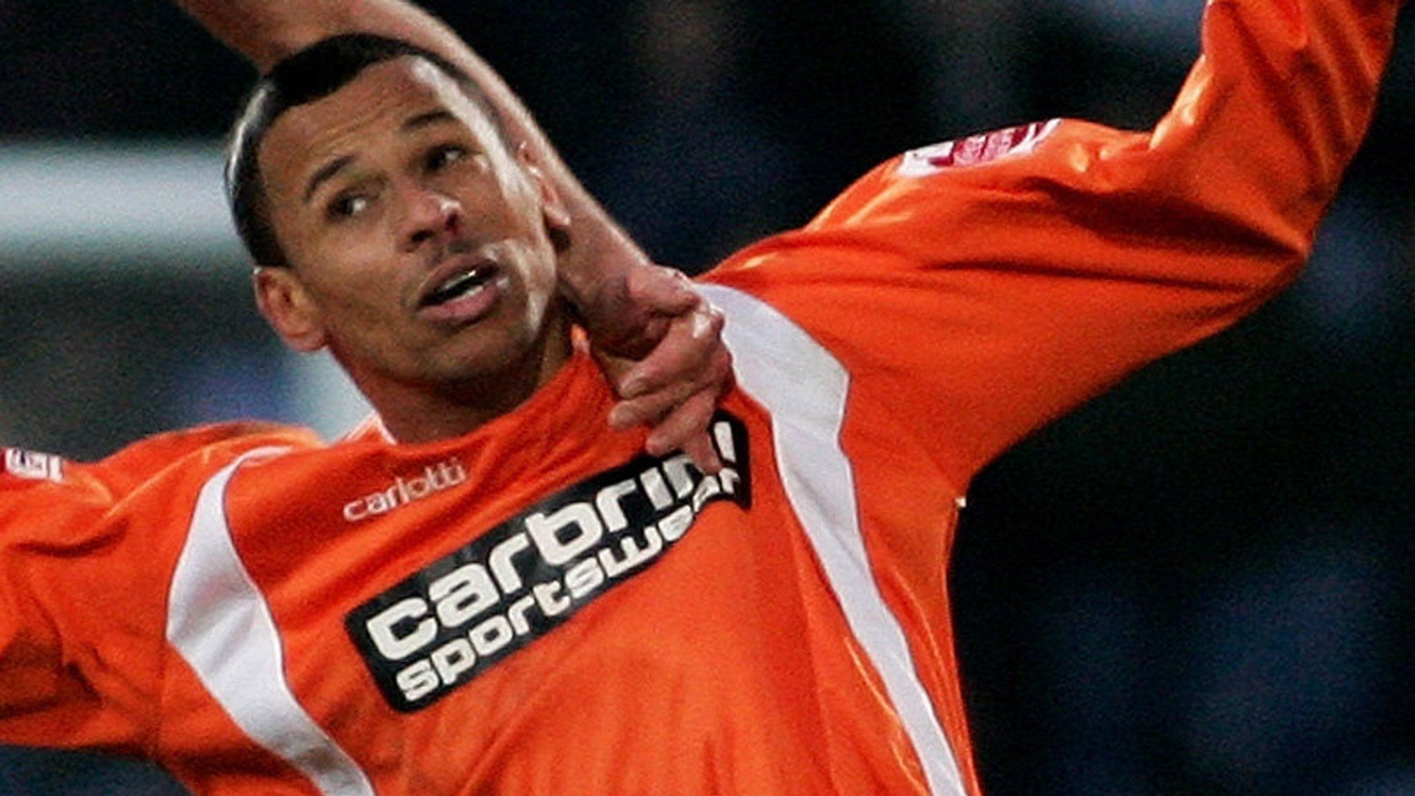 Derby swoop for Campbell | Football News | Sky Sports