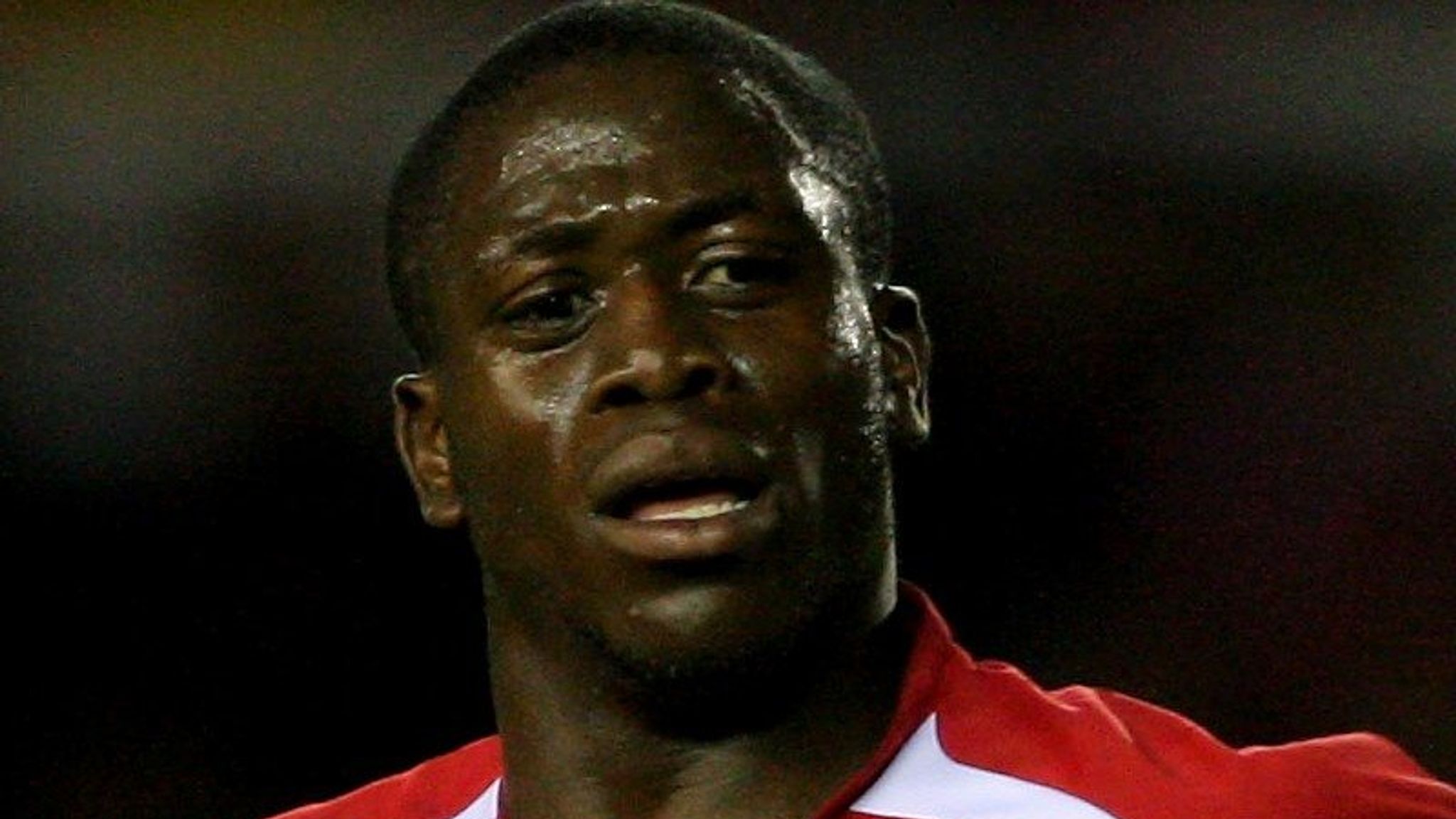 Daggers seal Akinde deal | Football News | Sky Sports