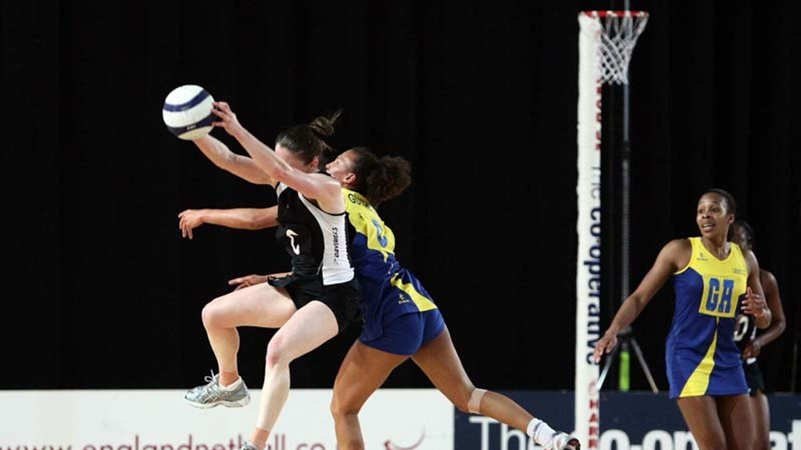 Thunder rumble on | Sky Sports