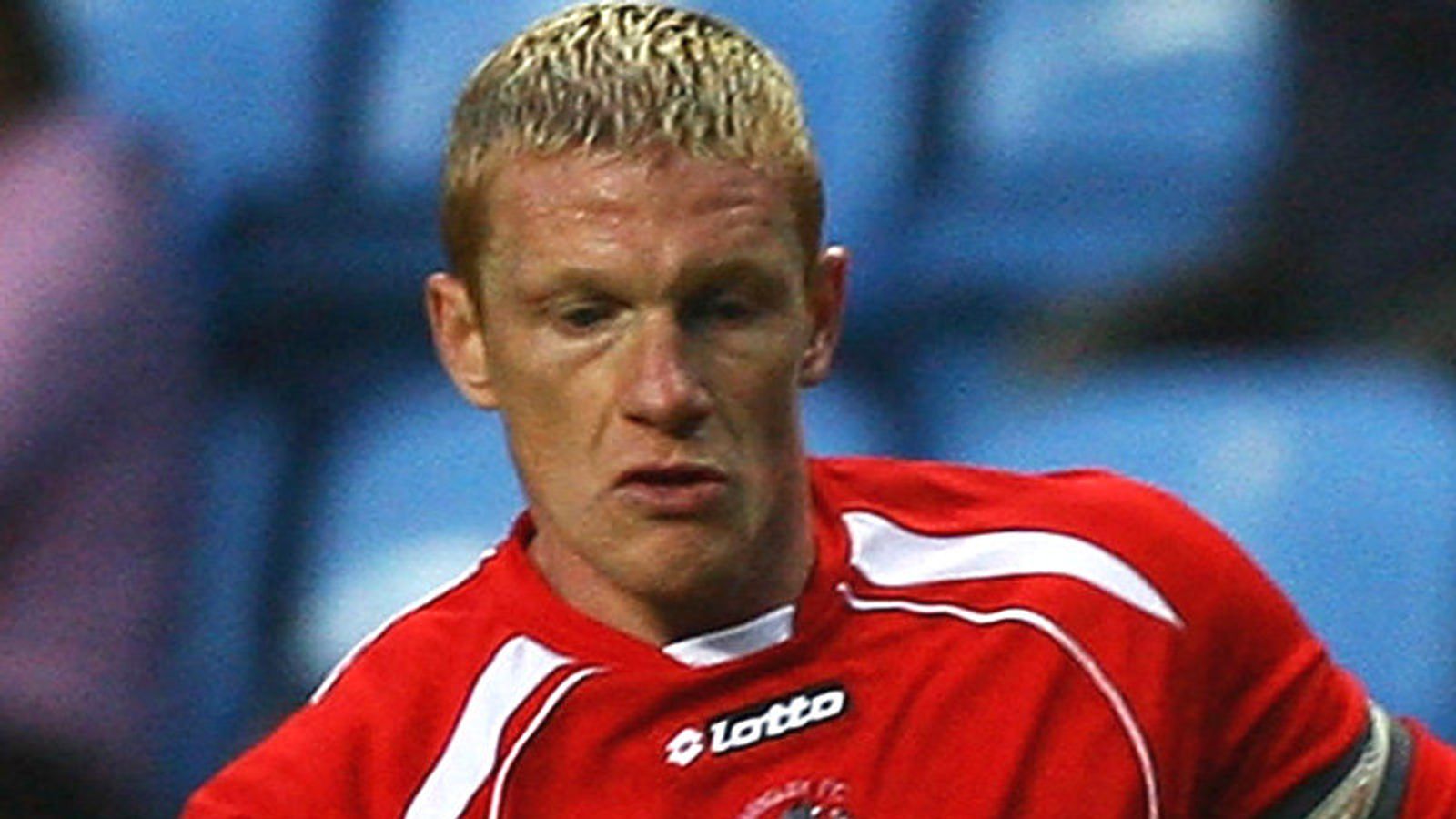 Blackpool 1 - 2 Barnsley - Match Report & Highlights