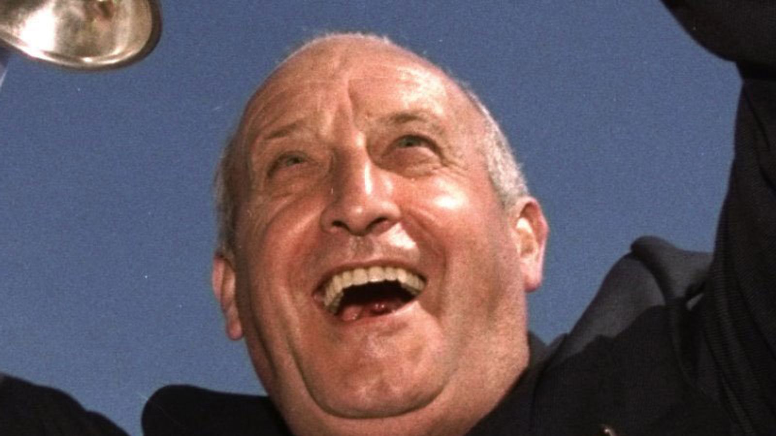 Hall expects Shearer stay | Football News | Sky Sports