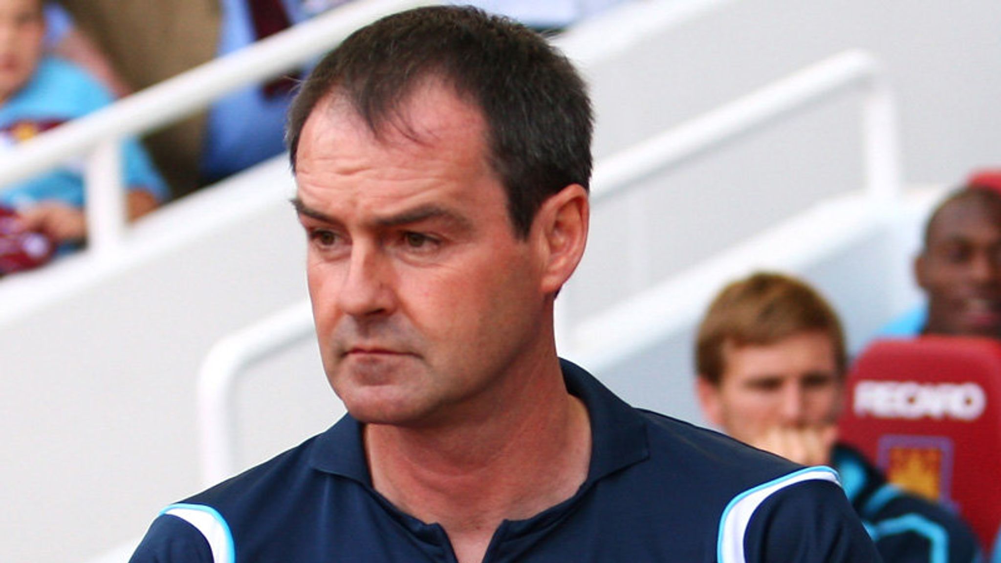 Clarke blasts Bruce | Football News | Sky Sports