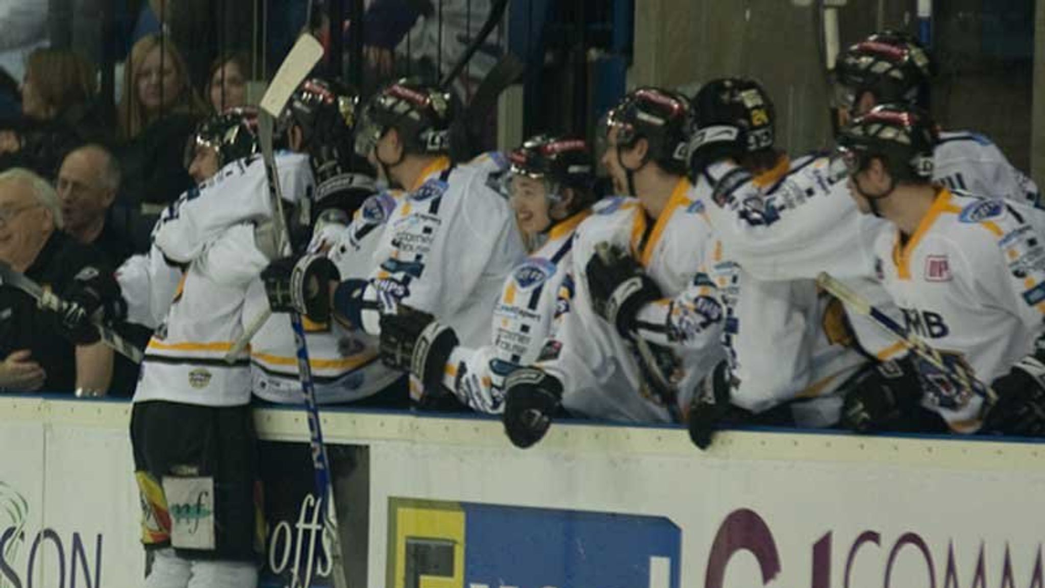 Galbraith stays a Panther | Sky Sports