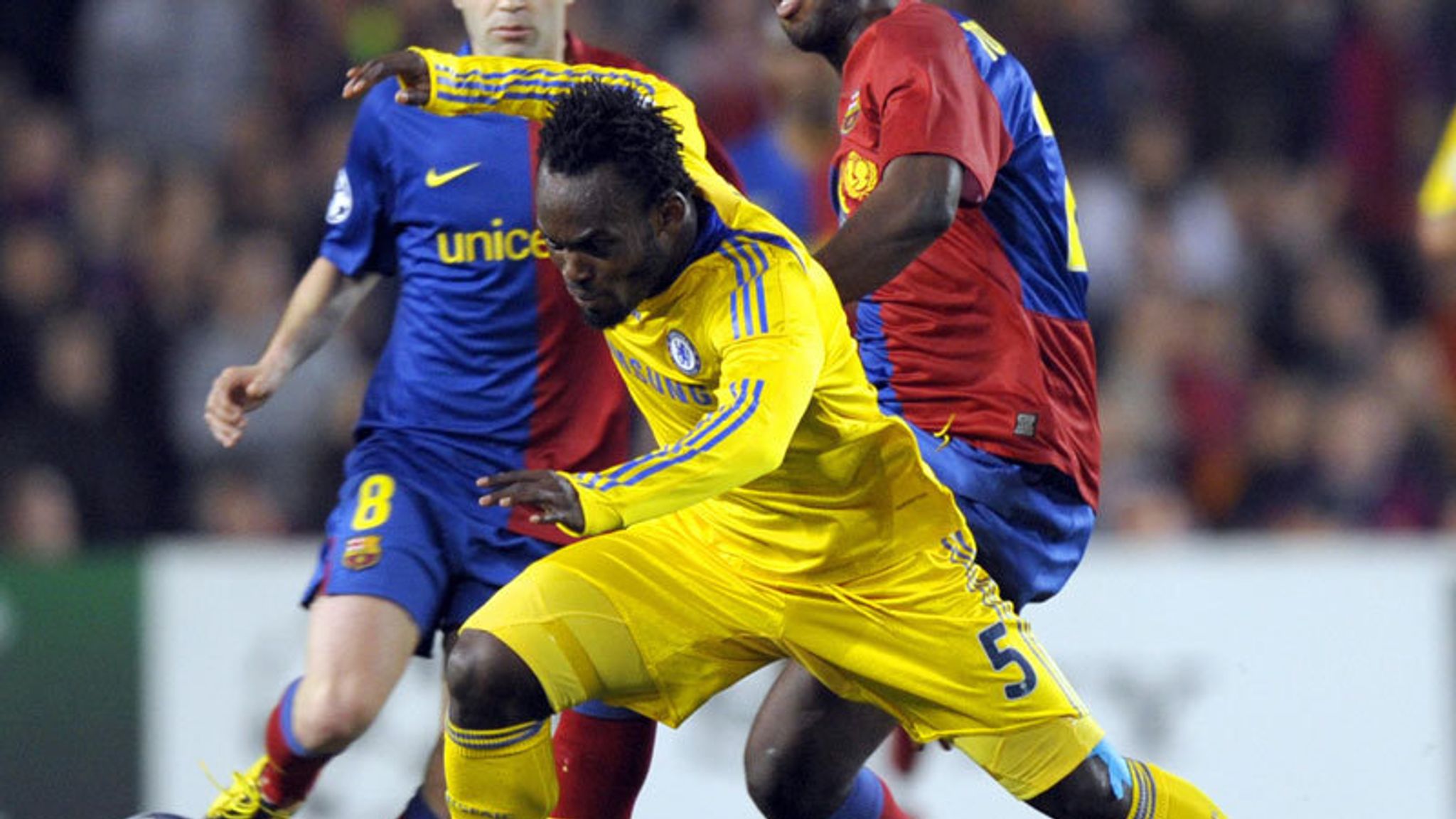Essien looks to attack Barca | Football News | Sky Sports