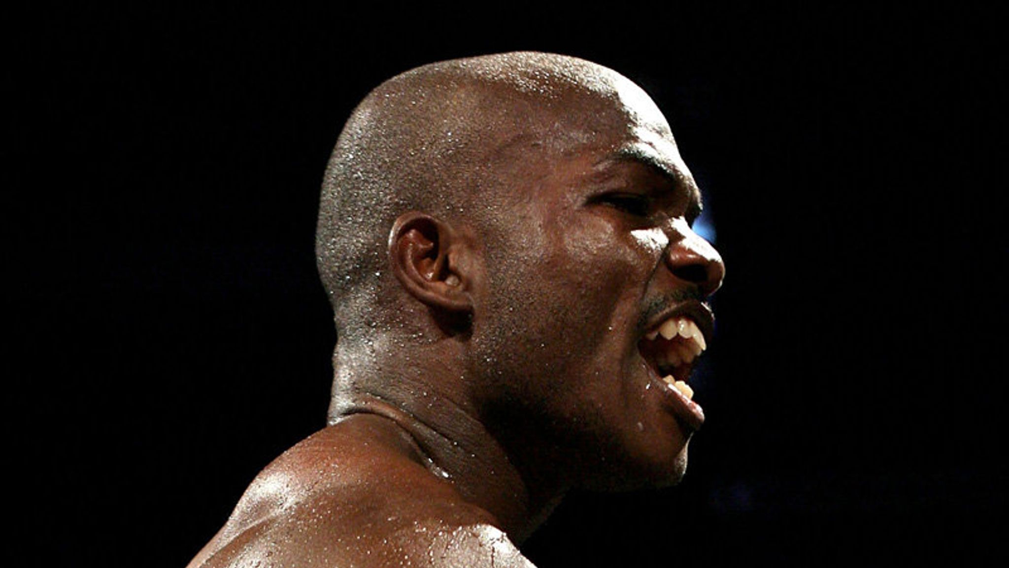 Bradley takes WBO title | Boxing News | Sky Sports