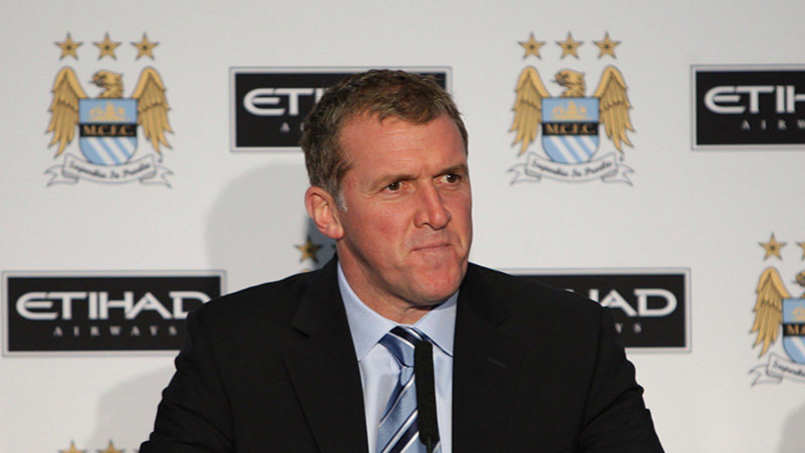 Cook wants positive outlook | Football News | Sky Sports